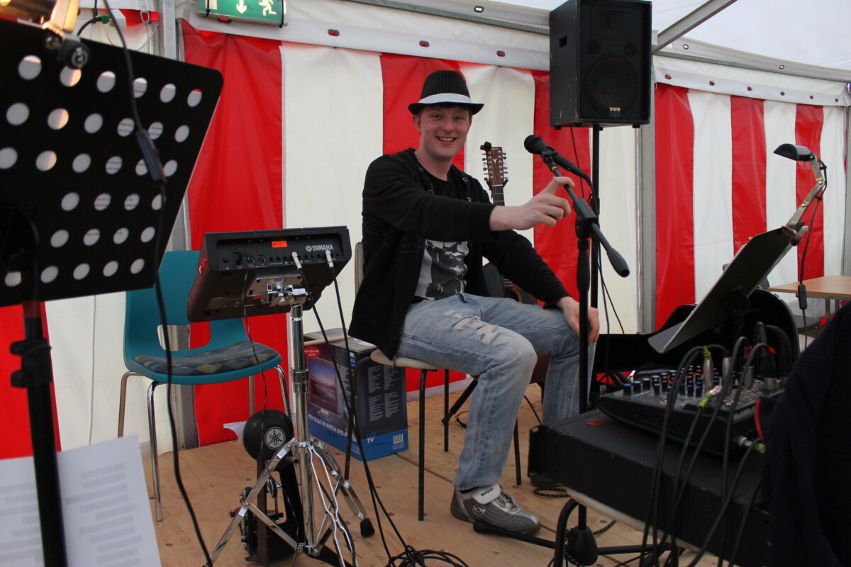 Kim Vestergaard Music Site - Eventguru